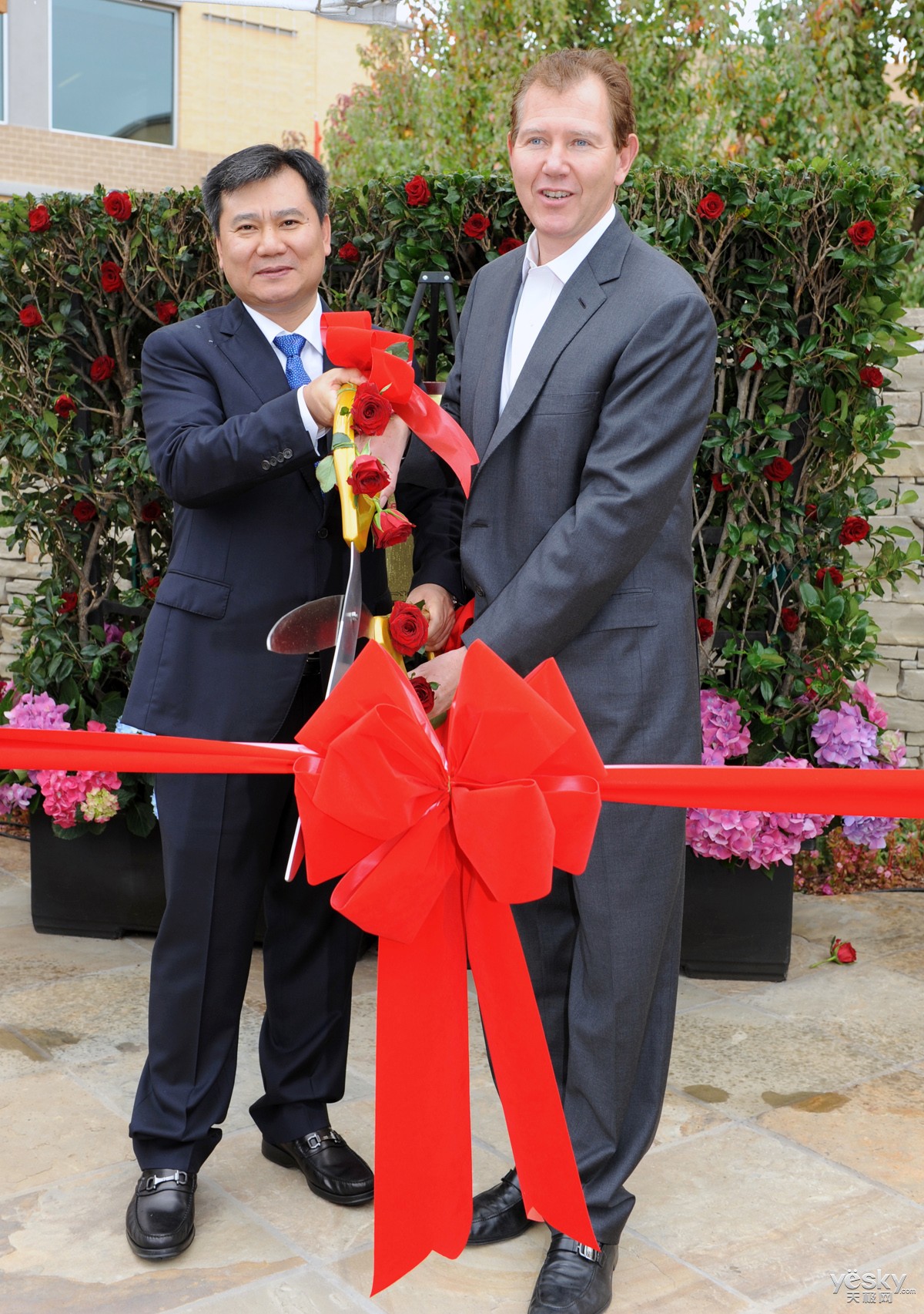 苏宁硅谷研究院挂牌 加速国际化布局_天极网